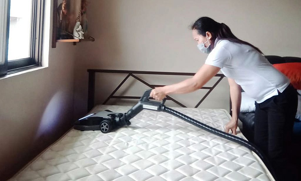 Five Star Home Cleaning Services - Hand and Heart